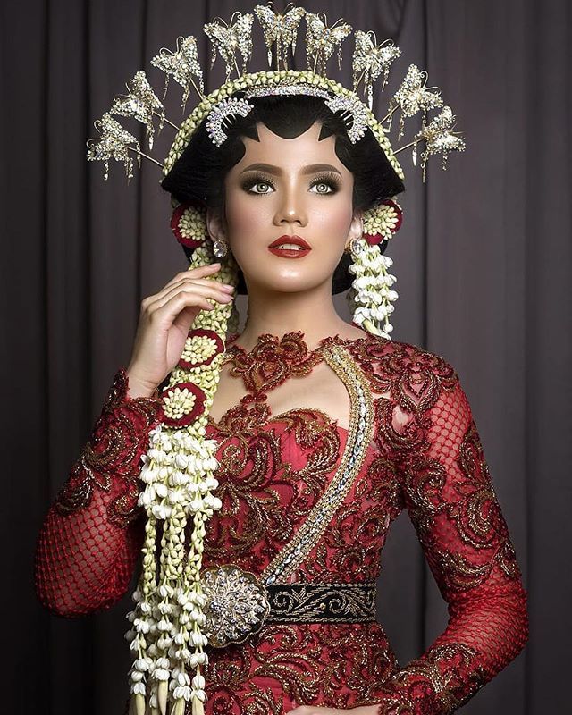 Bagaimana Klaster Tata Rias Pengantin Solo Putri Berperan dalam Dunia ...